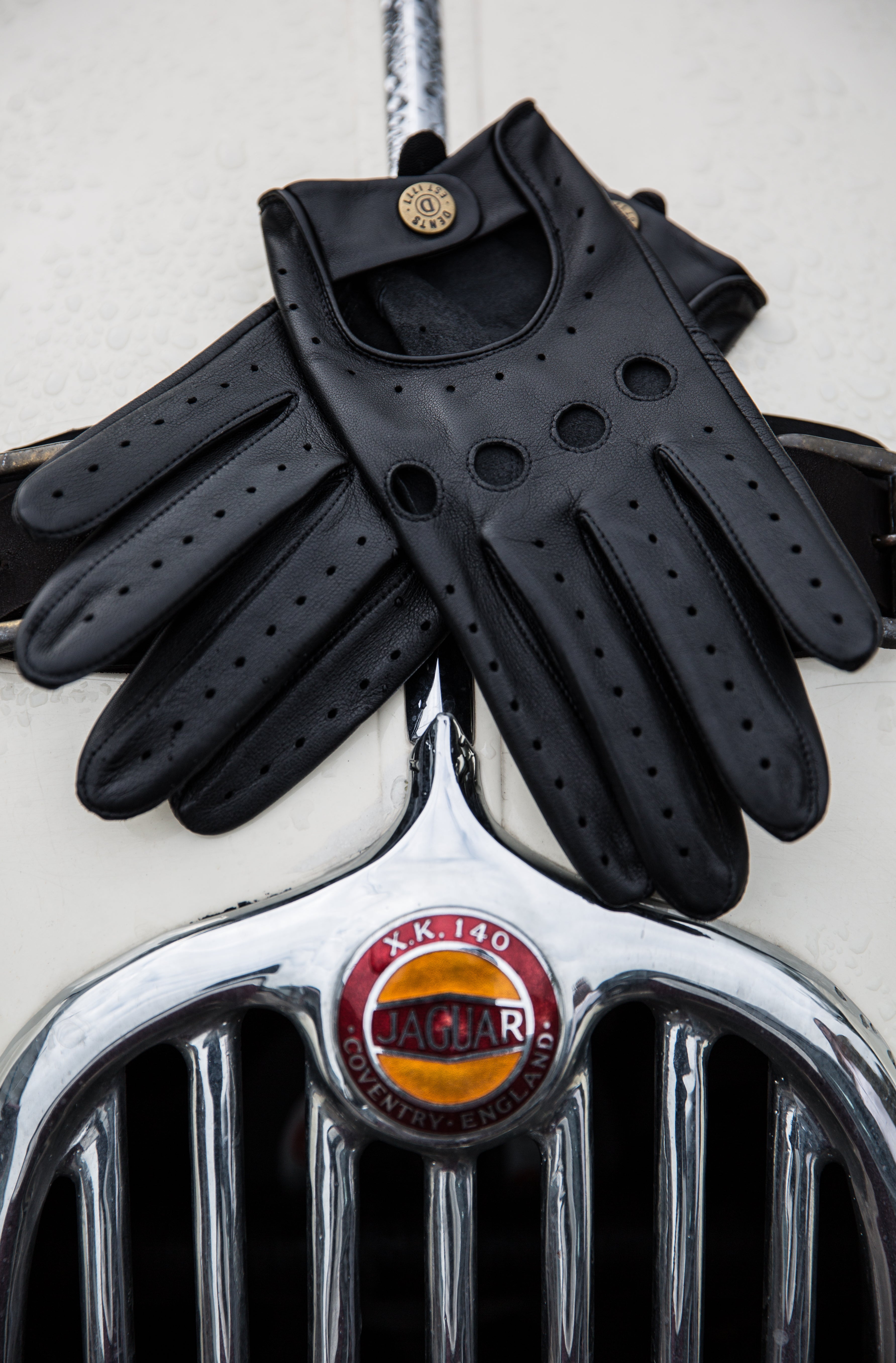 Morgan Cars & Dents Driving Gloves | Dents