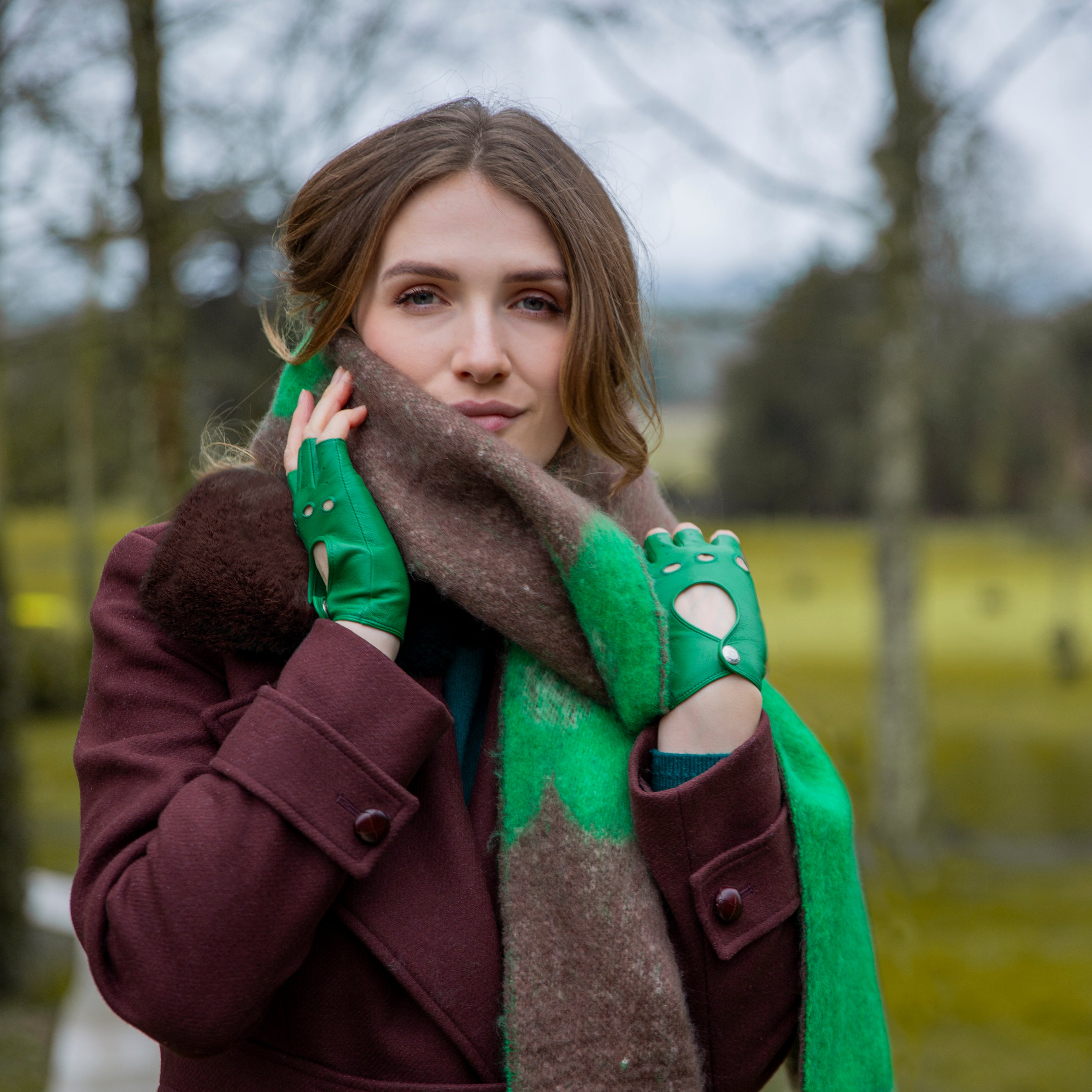 Green fingerless leather gloves store