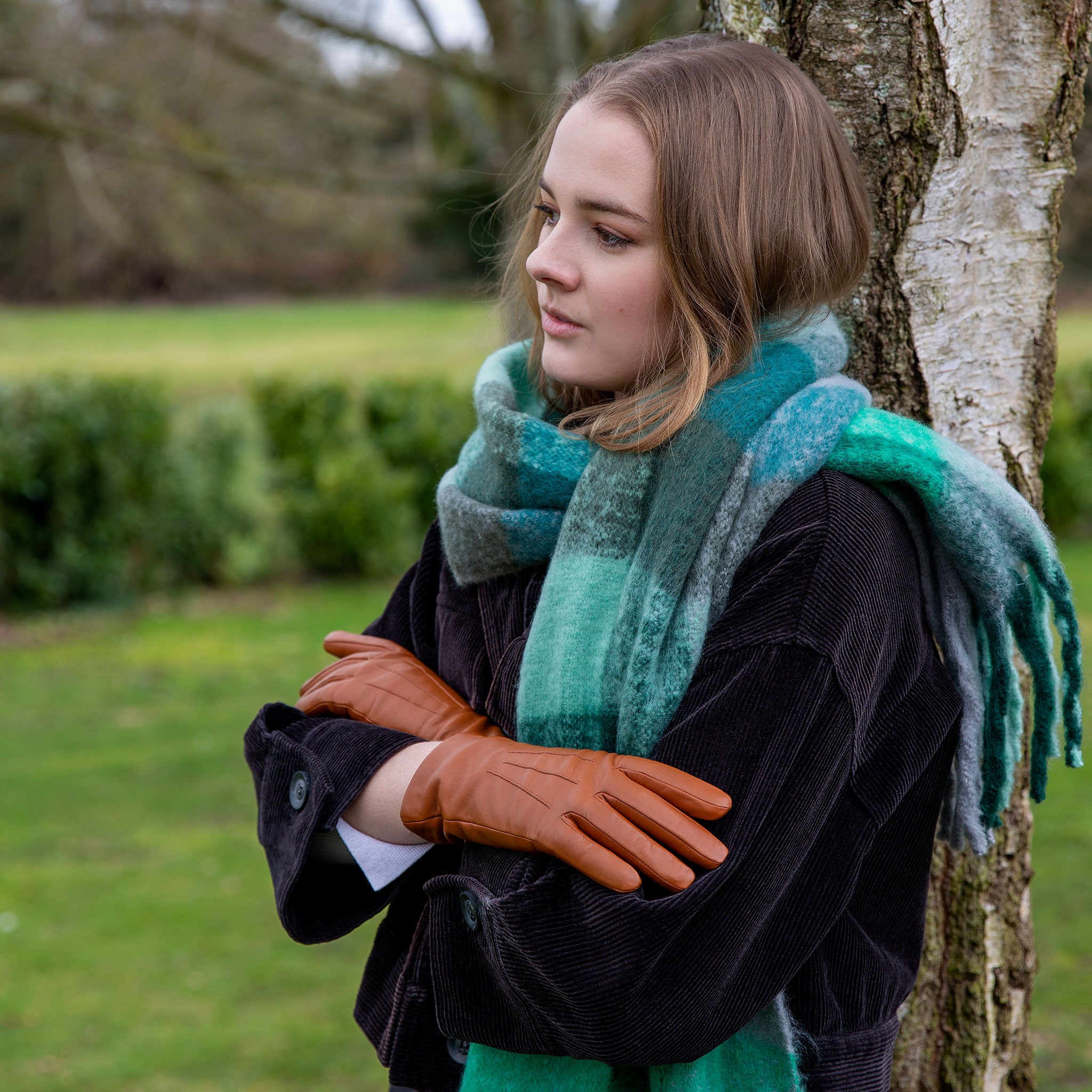 Women’s Touchscreen Cashmere-Lined Leather Gloves | Dents